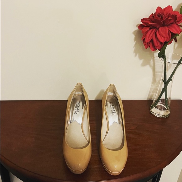 MICHAEL Michael Kors | Shoes | Michael Kors Cream Colored Platform ...